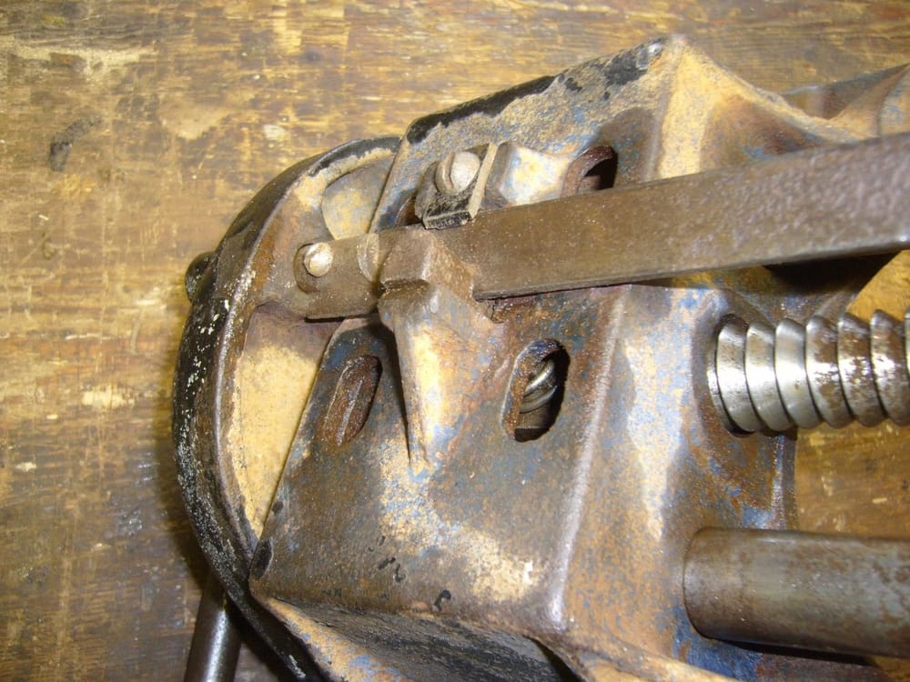 The Record 52 ½ vice