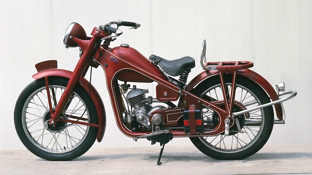 Honda C90 - automatic clutch