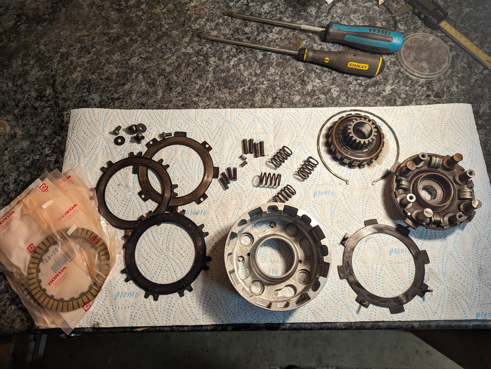 Honda C90 - putting it back together