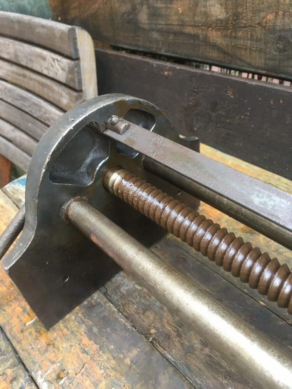 The Record 52 ½ vice