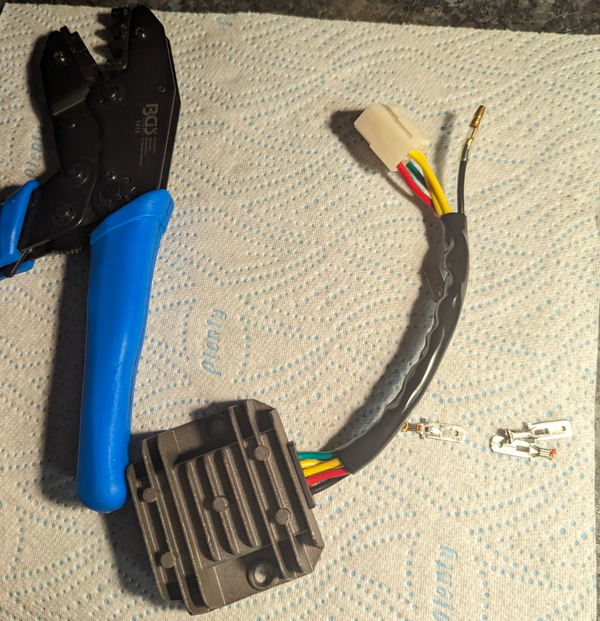 Honda C90 - charging system